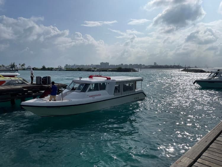 High-Speed Interceptor Boats Features Explained | Mavyn